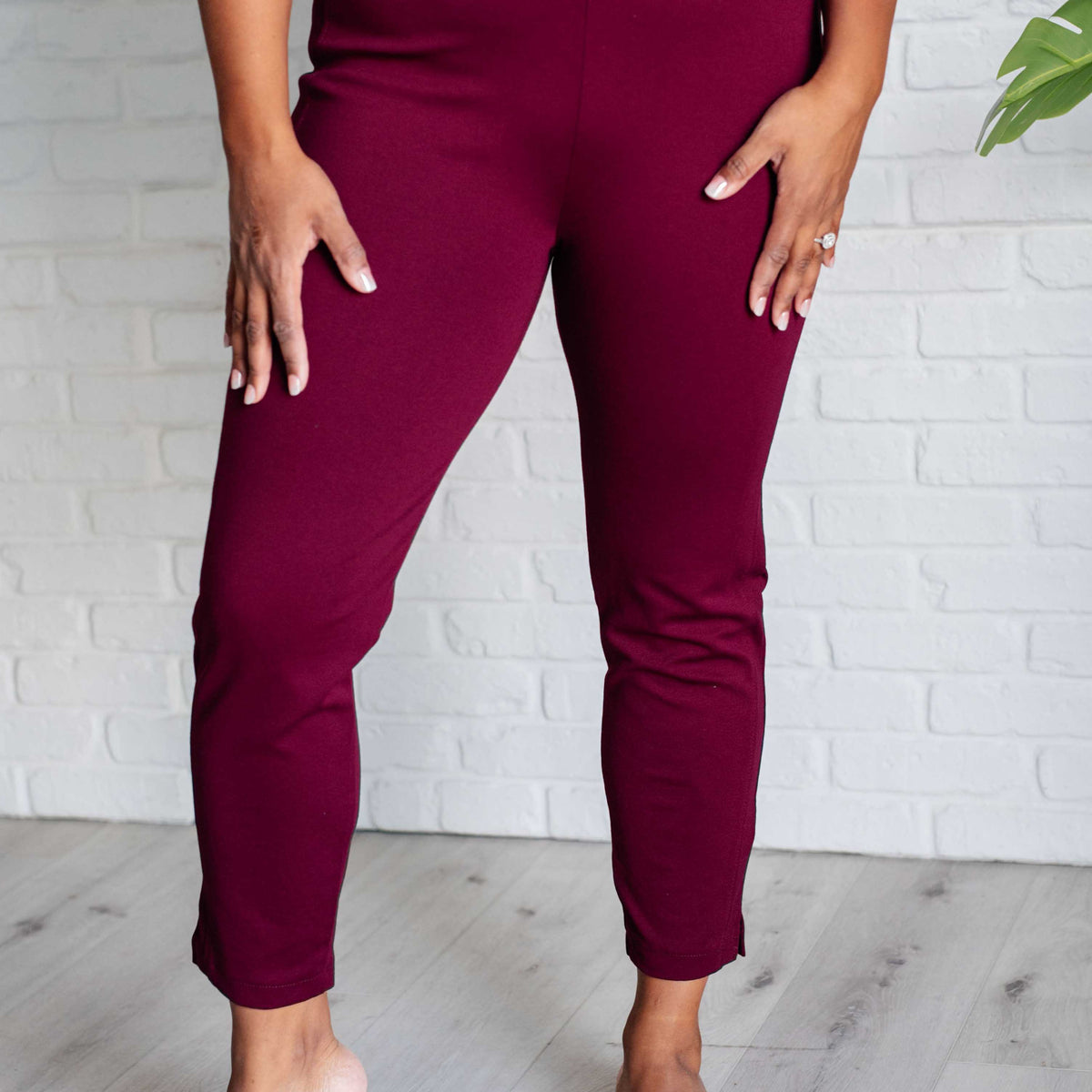 Dear Scarlett Magic Ankle Crop Skinny Pants in Wine – Ruby Idol Apparel